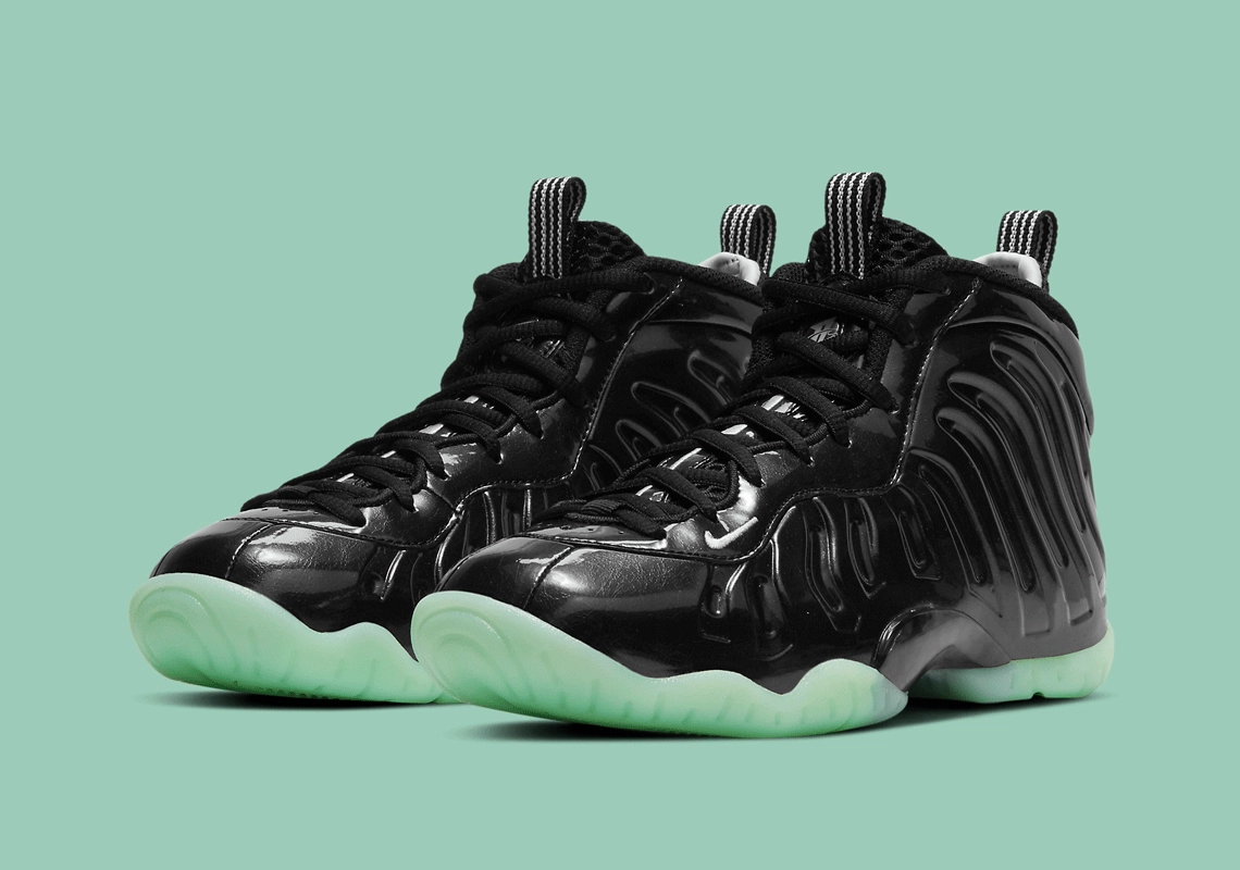 Nike Air Foamposite One “All-Star 2021” – Walrus Oxford